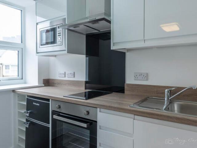 Studio flat for rent in 84 86 Derrys Villa, Flat 7, PL4