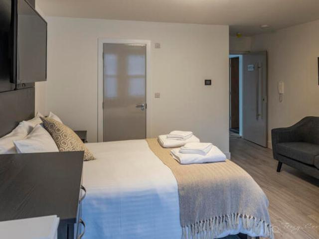 Studio flat for rent in 84 86 Derrys Villas, Flat 9, PL4