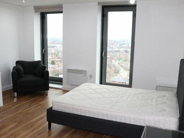 Studio Flat For Rent In 9 Michigan Avenue, Salford