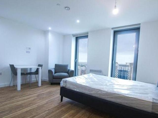 Studio Flat For Rent In 9 Michigan Avenue, Salford