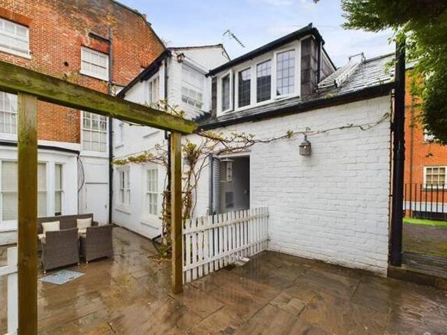 Studio Flat For Rent In 102 Friar Gate, Derby