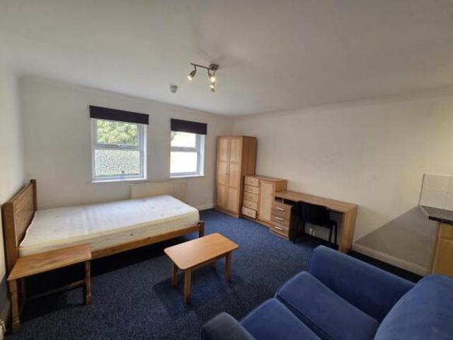 Studio flat for rent in 10 Oxford Street, Plymouth, PL1