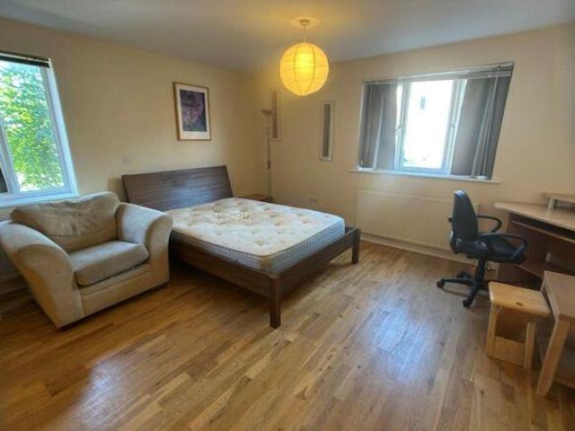 Studio flat for rent in 113 Oxford Road, OX4