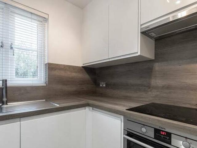 Studio flat for rent in 136 Cotton Avenue W3