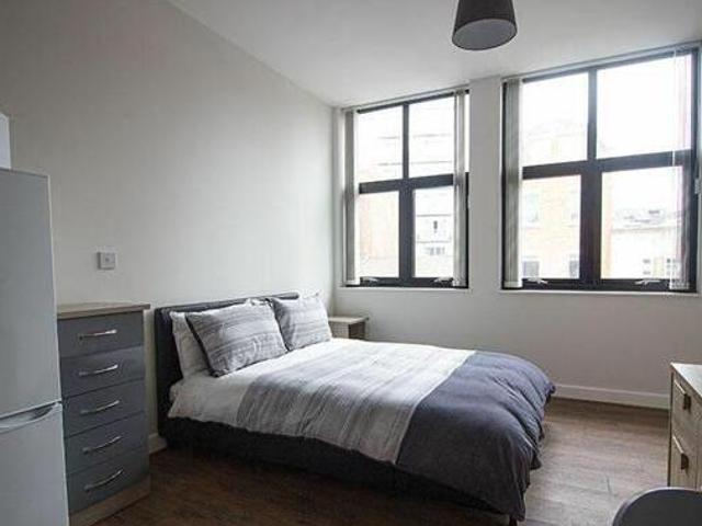 Studio Flat For Rent In 1 Glasshouse Street, Nottingham