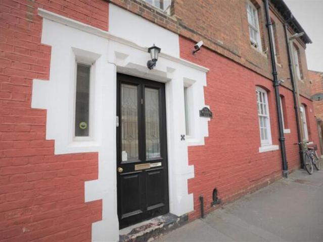 Studio flat for rent in 1 Woodbine Place Room 6Oxford, OX1