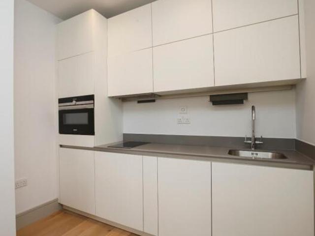 Studio flat for rent in 203, Philpot Street, London, E1