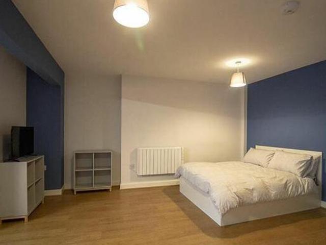 Studio Flat For Rent In 224 North Sherwood Street, Nottingham