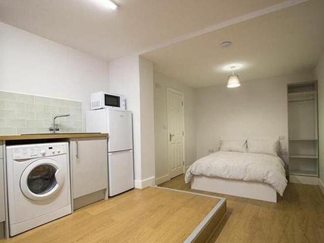 Studio Flat For Rent In 224 North Sherwood Street, Nottingham