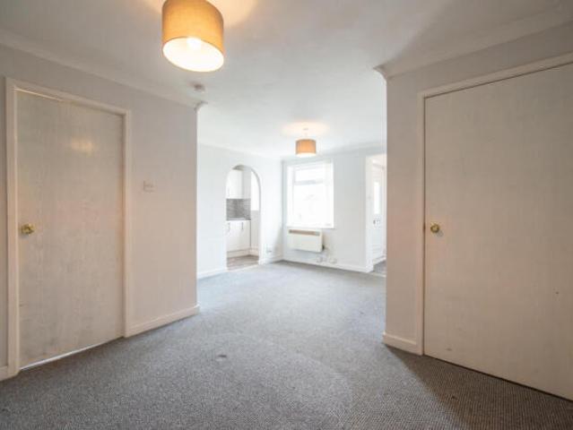 Studio flat for rent in 24 Broadley Close, Hull, HU9