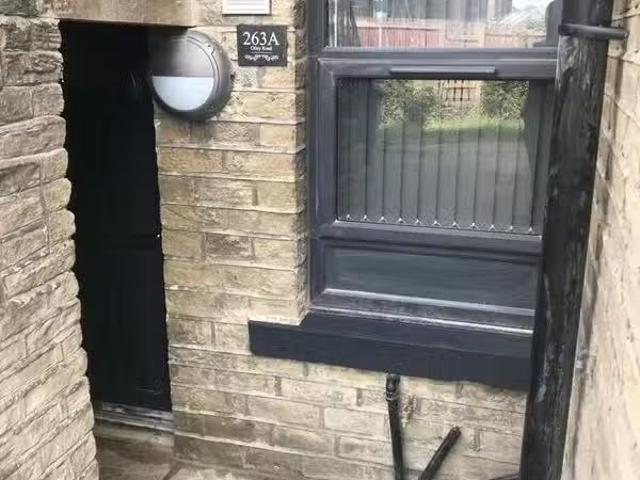 Studio flat for rent in 263A Otley Rd, BD3