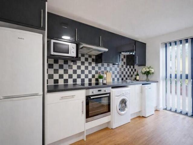 Studio flat for rent in 271 Sturry Road, Canterbury, CT1