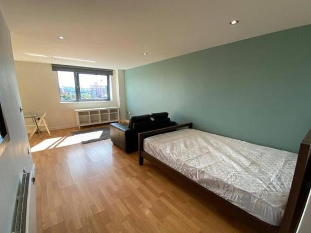 Studio flat for rent in 300, West One Cube, City Centre, S1