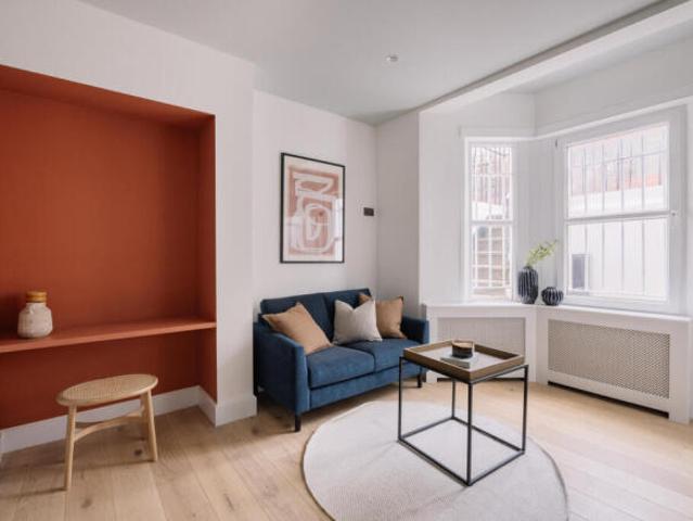 Studio flat for rent in 31 Warwick Road, SW5