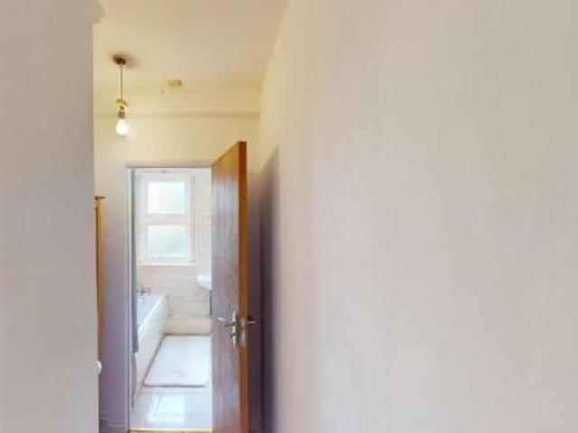 Studio flat for rent in Tabley Road, London, N7