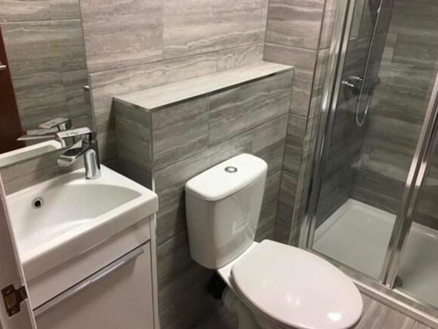 Studio flat for rent in Talgarth Road, London, W14