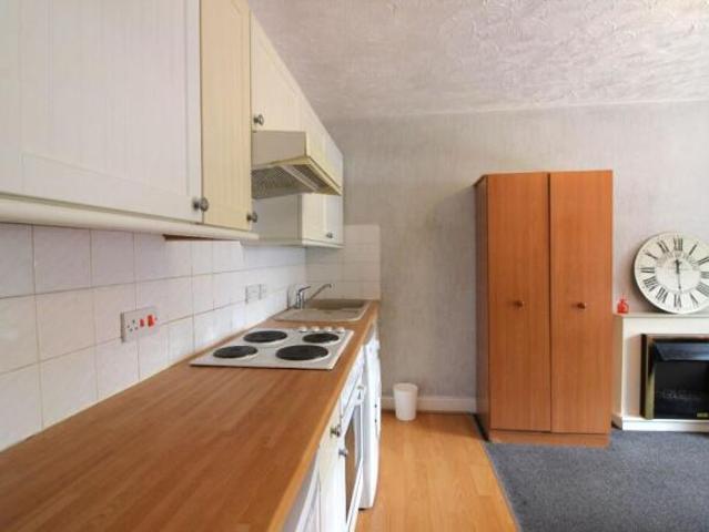 Studio flat for rent in Tavistock Court, Nottingham, NG5