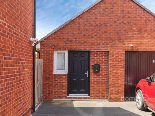 Studio flat for rent in Ten Acre Rise Studio, Patchway, Bristol, BS34