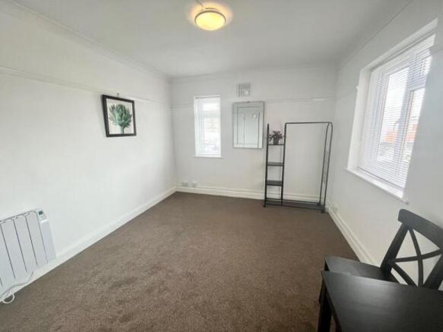 Studio flat for rent in Terrace Road, Bournemouth, BH2