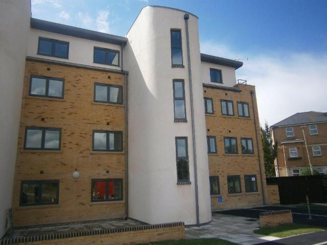 Studio flat for rent in Thames Wharf North, 4 Roger Dudman Way, Oxford, Oxfordshire, OX1