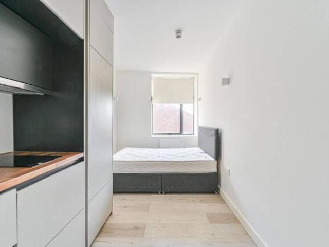 Maisonette for rent in The Antigallican, North Greenwich, SE7