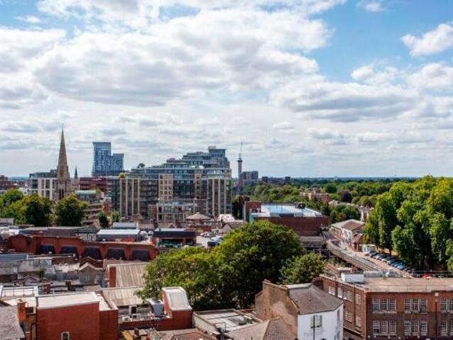 Studio flat for rent in The Apiary, 1A The Mall, London, W5