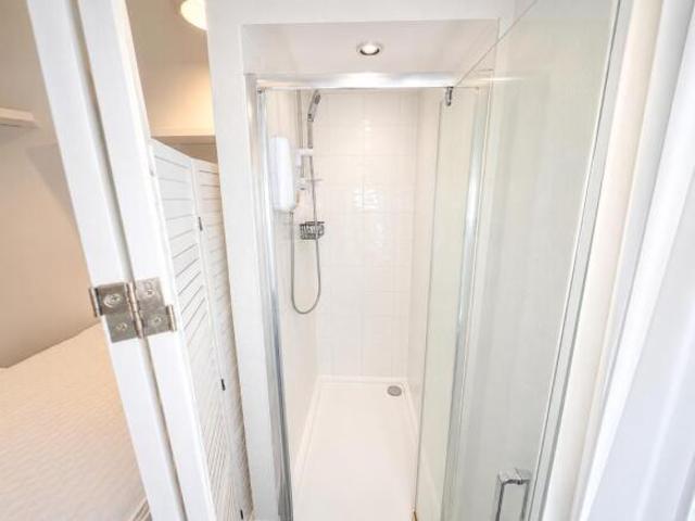 Studio flat for rent in The Approach, Orpington, Kent, BR6 0SH, BR6