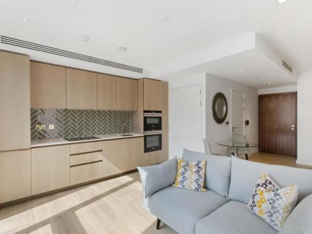 Studio flat for rent in The Atlas Building, 145 City Road, Hoxton, London, EC1V