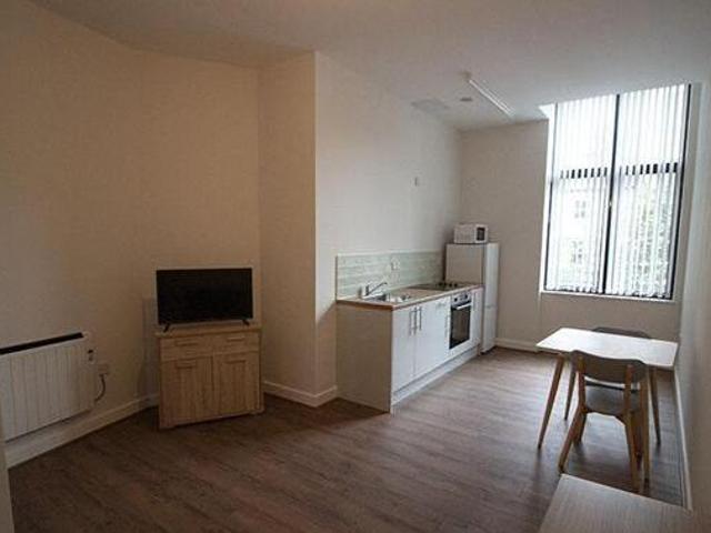 Studio Flat For Rent In The Gas Works, 1 Glasshouse Street