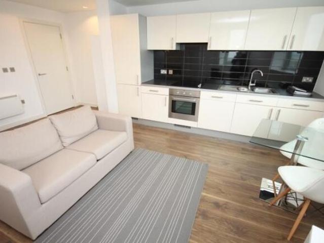 Studio flat for rent in The Heart Media City UK M50