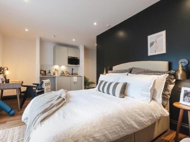 Studio flat for rent in The James, Liverpool, L2