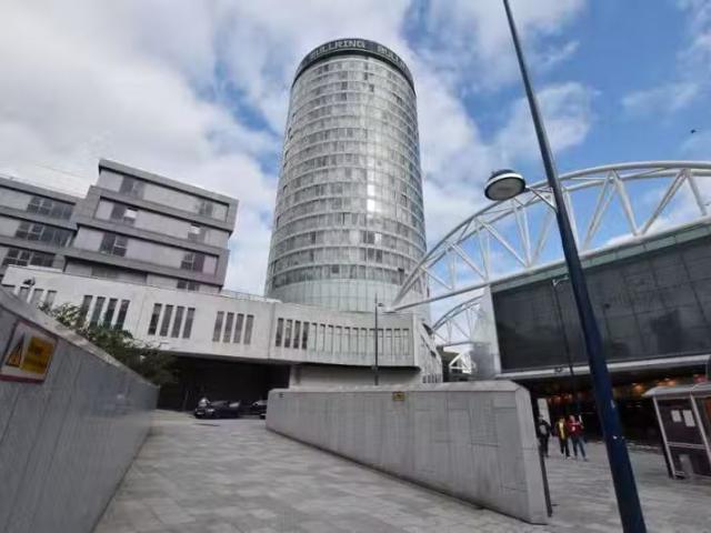 Studio flat for rent in The Rotunda, New Street, Birmingham, B2