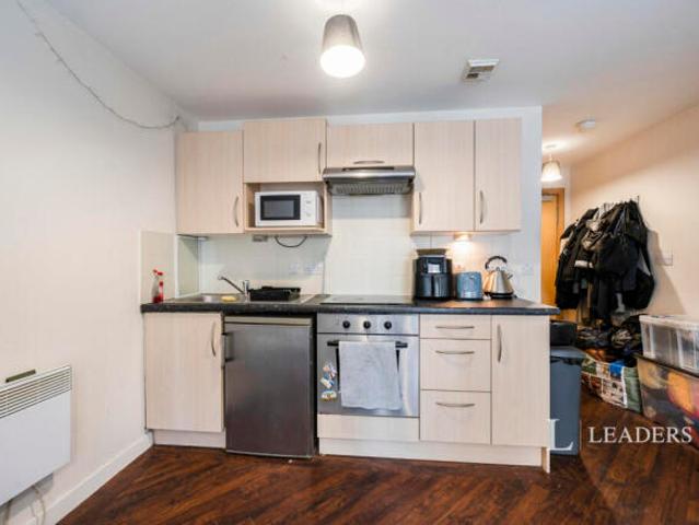 Studio flat for rent in The Roundhouse, Gunwharf Quays, Portsmouth, PO1