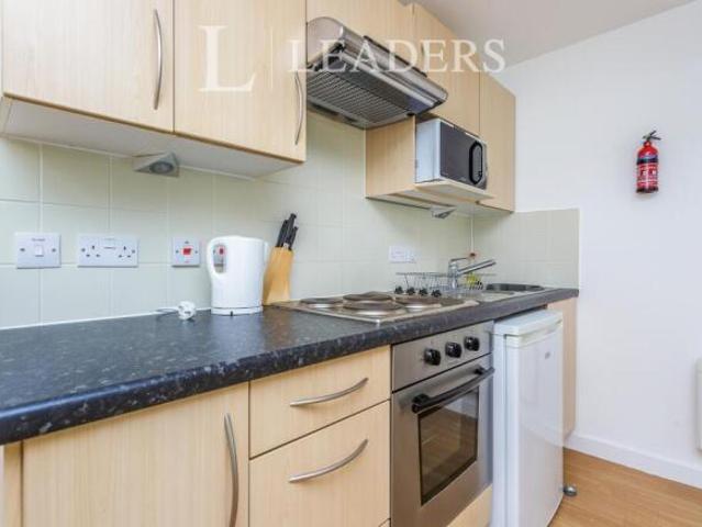 Studio flat for rent in The Roundhouse, Gunwharf Quays, Portsmouth, PO1