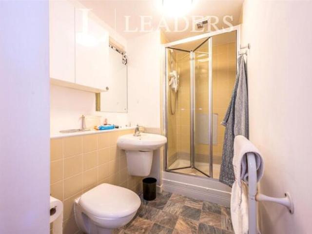 Studio flat for rent in The Roundhouse, Gunwharf Quays, PO1