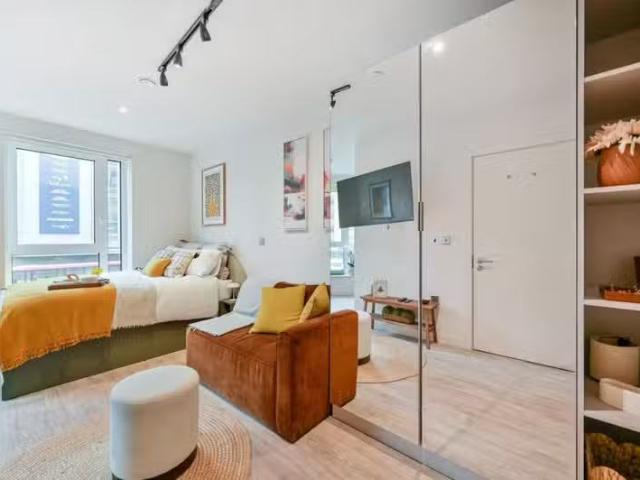 Studio flat for rent in The Rex, Kingston, Kingston upon Thame.