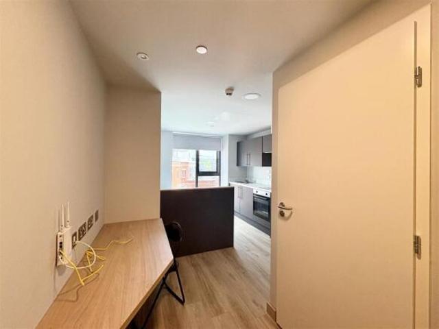 Studio flat for rent in Third Floor Studio, Felix Apartments, NG1