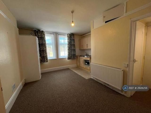 Studio flat for rent in Tonbridge Road, Maidstone, ME16