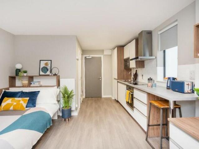 Studio flat for rent in Unity Street, Bristol, BS2
