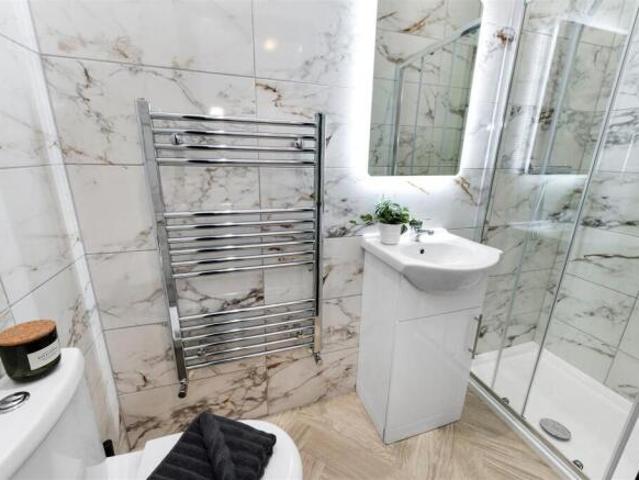 Studio flat for rent in Uttoxeter New Road, Derby, DE22