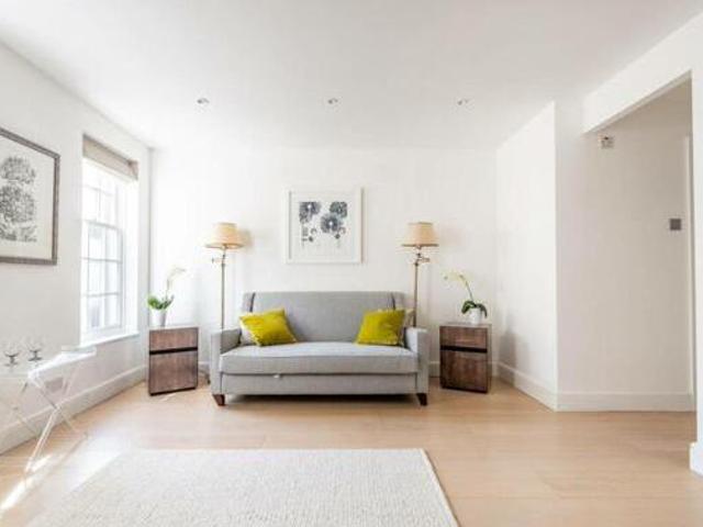 Studio Flat For Rent In Vauxhall, London