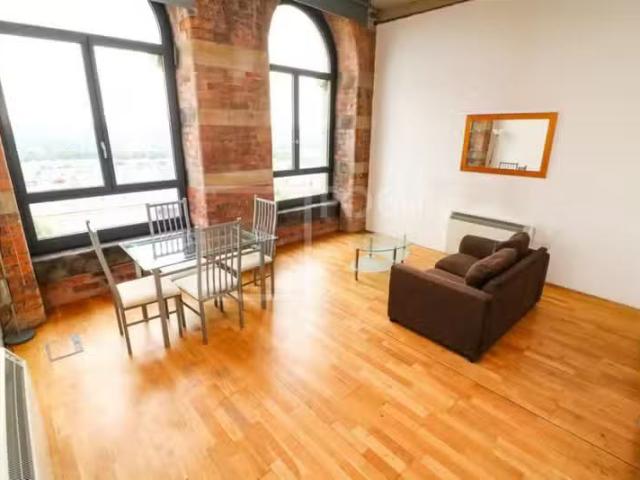 Studio flat for rent in Velvet Mill, Lister Mills, BD9