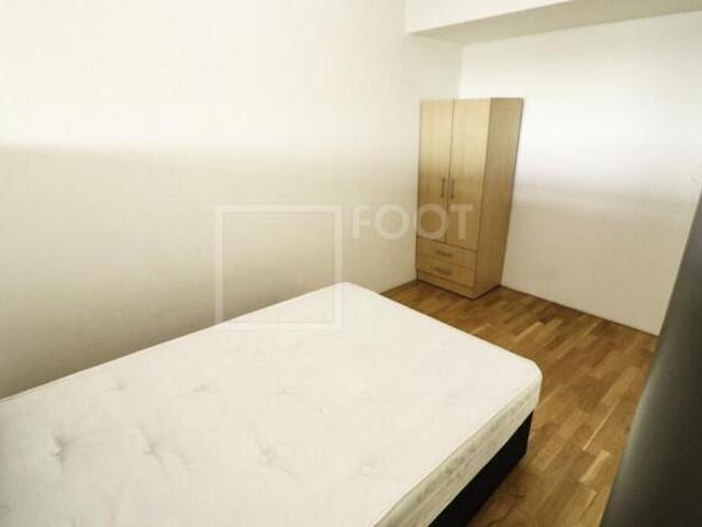 Studio flat for rent in Velvet Mill, Lister Mills, BD9