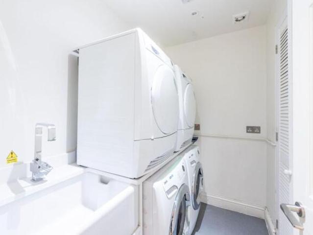 Studio flat for rent in Vincent Square, Westminster, London, SW1P