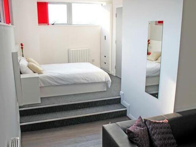 Studio Flat For Rent In Victoria House