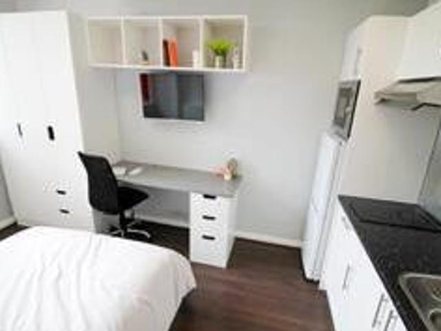 Studio Flat For Rent In Victoria House,76 Milton Street, Nottingham