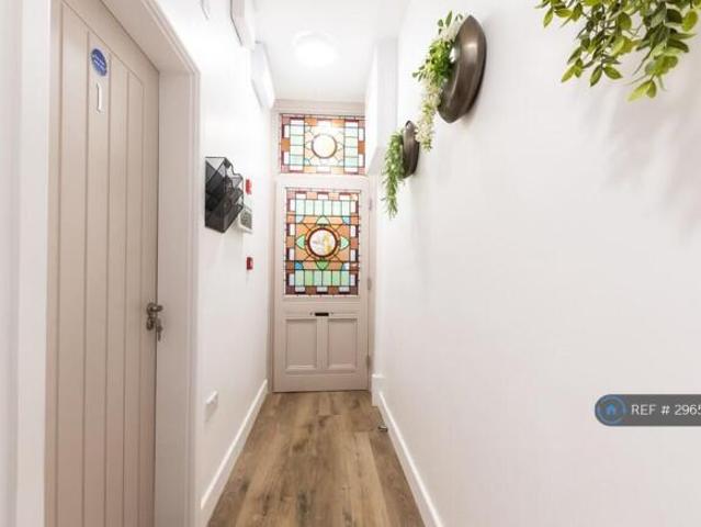 Studio flat for rent in Vicarage Avenue, Derby, DE23