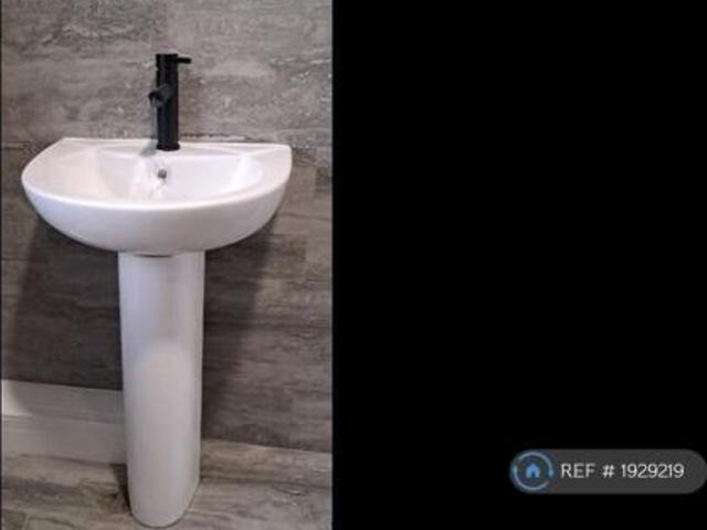 Studio flat for rent in Walton Hall Avenue, Liverpool, L4