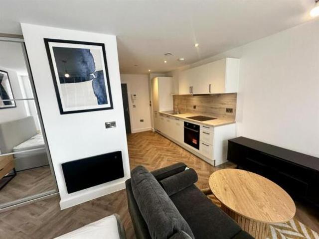 Studio flat for rent in Weavers House, Castleward Boulevard, Derby, DE1