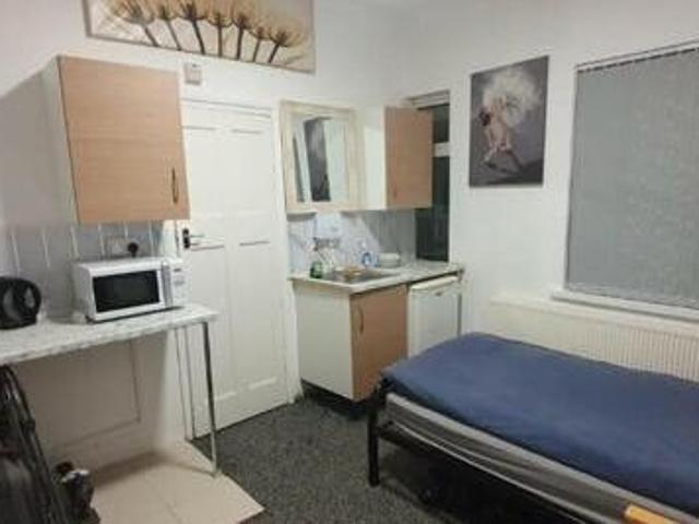 Studio Flat For Rent In West Bromwich,west Midlands